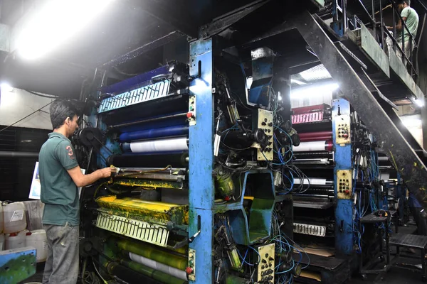 Banner printing machine fotos de stock, imágenes de Banner printing ...