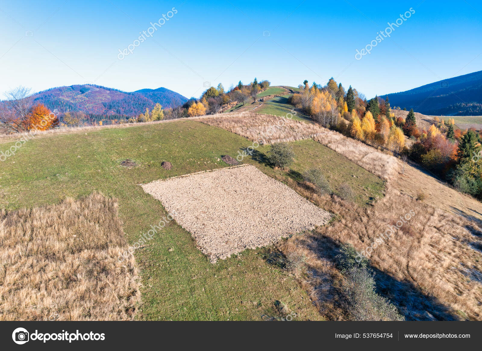 Harvested Field Farm Plots Green Slope High Mountain Yellowed ...
