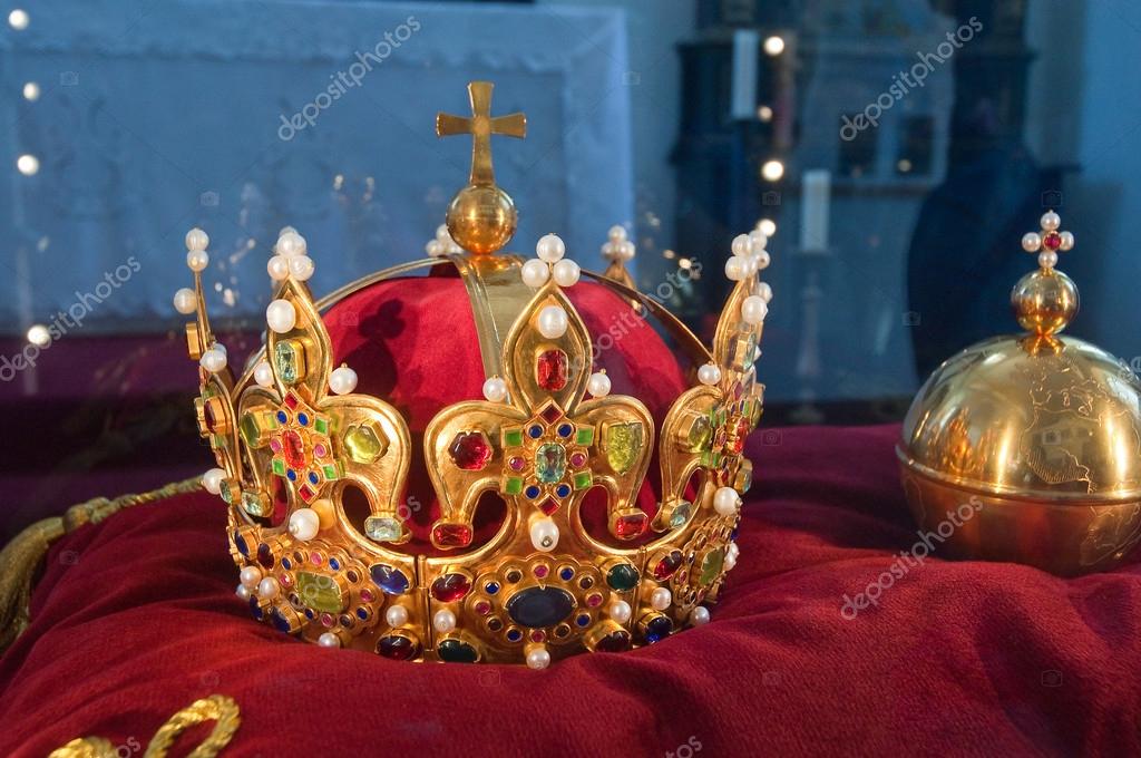 King crown Stock Photo by ©rorem 17848211