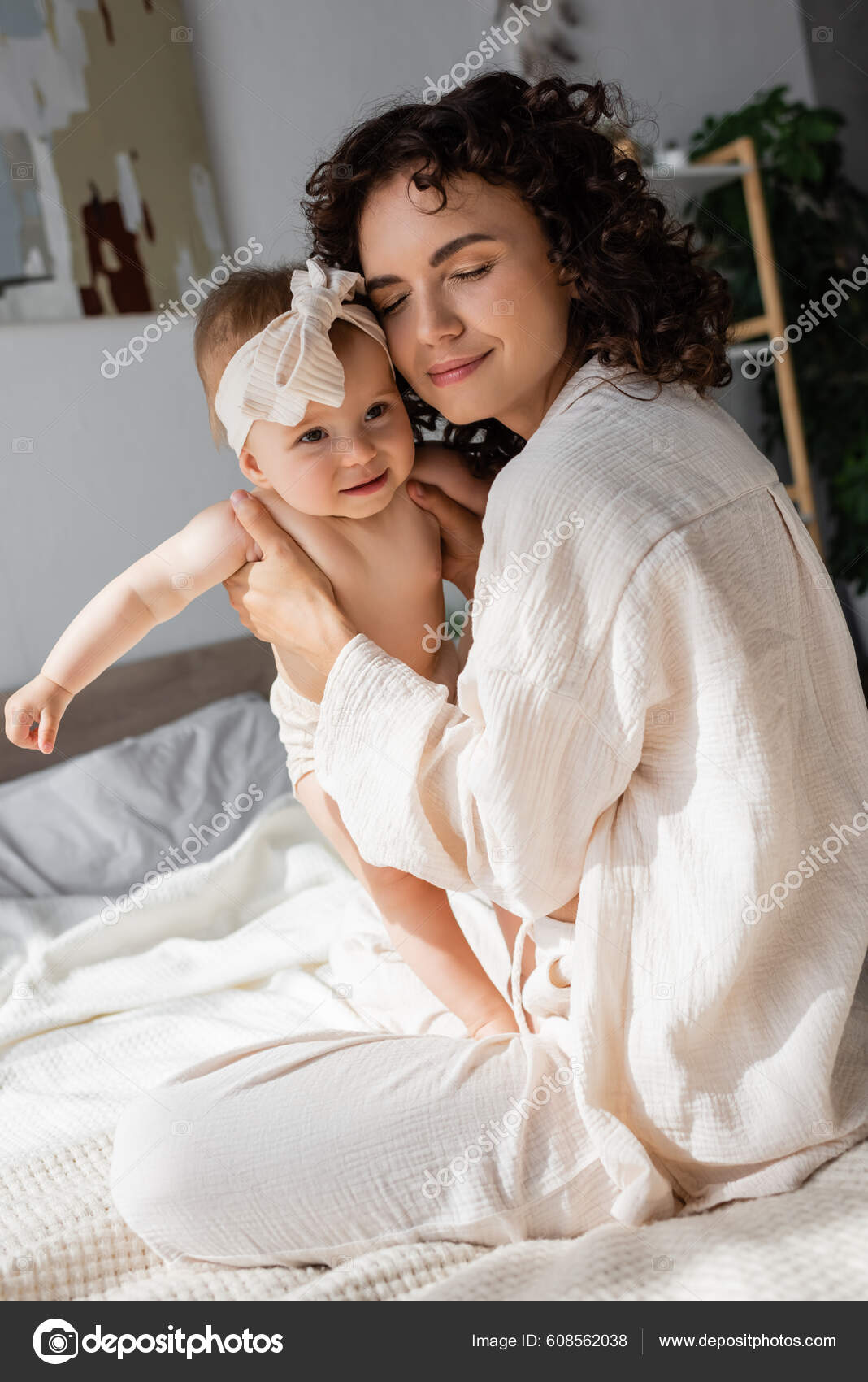 Curly Mother Closed Eyes Holding Arms Happy Baby Girl Headband — Stock ...