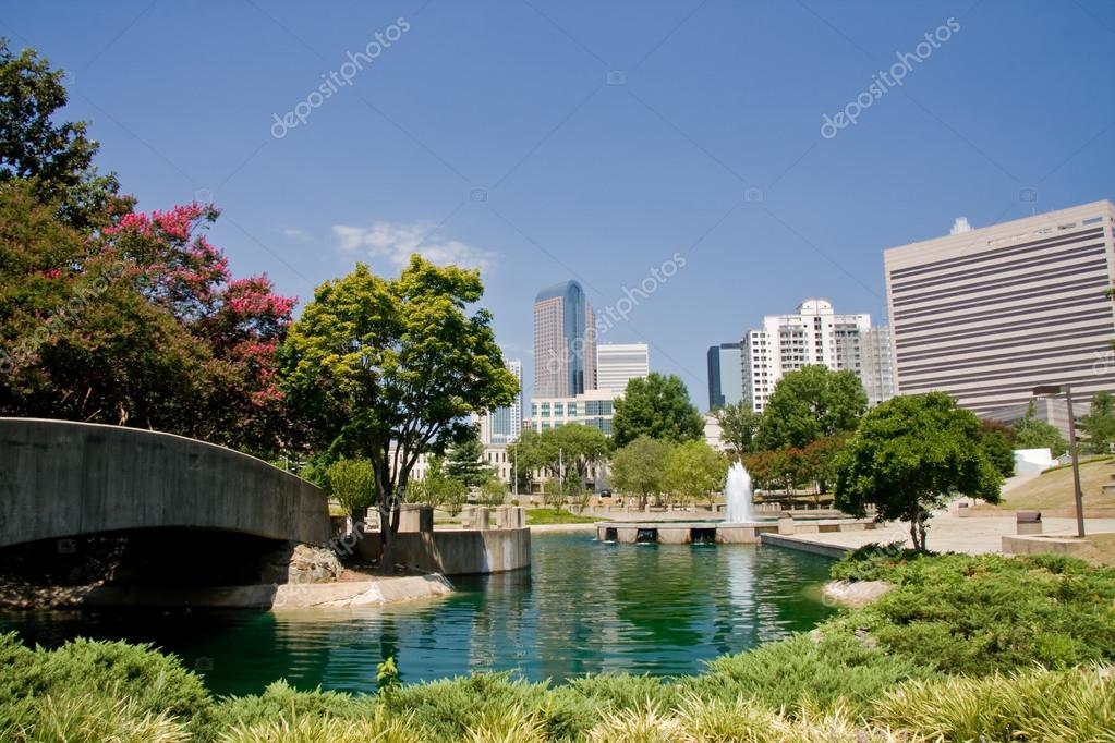 Marshall Park in Charlotte, NC — Stock Photo © JillLang #18521273