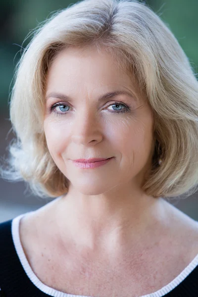 Blonde middle aged woman | Beautiful Blonde Middle Aged Woman — Stock ... Blonde middle aged woman | Beautiful Blonde Middle Aged Woman — Stock ...