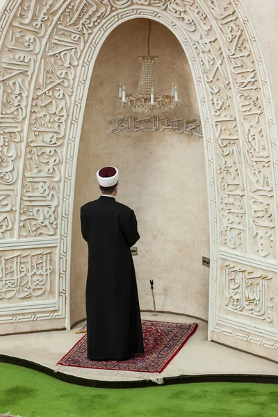 Imam praying in Mosque – Stock Editorial Photo © paulprescott #14081886