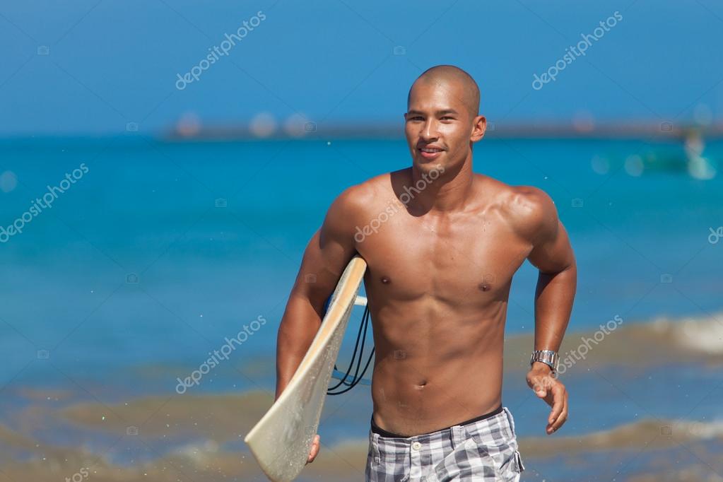 Young man with surfboard — Stock Photo © paulprescott #18567253