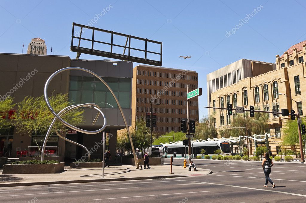 A Look at Downtown in Phoenix, Arizona — Stock Editorial Photo © neilld ...