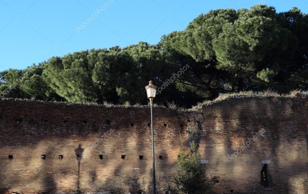 Aurelian walls in Rome — Stock Photo © marcovarro #42464983