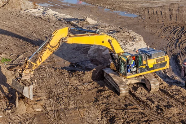 Excavator birds eye view Stock Photos, Royalty Free Excavator birds eye ...