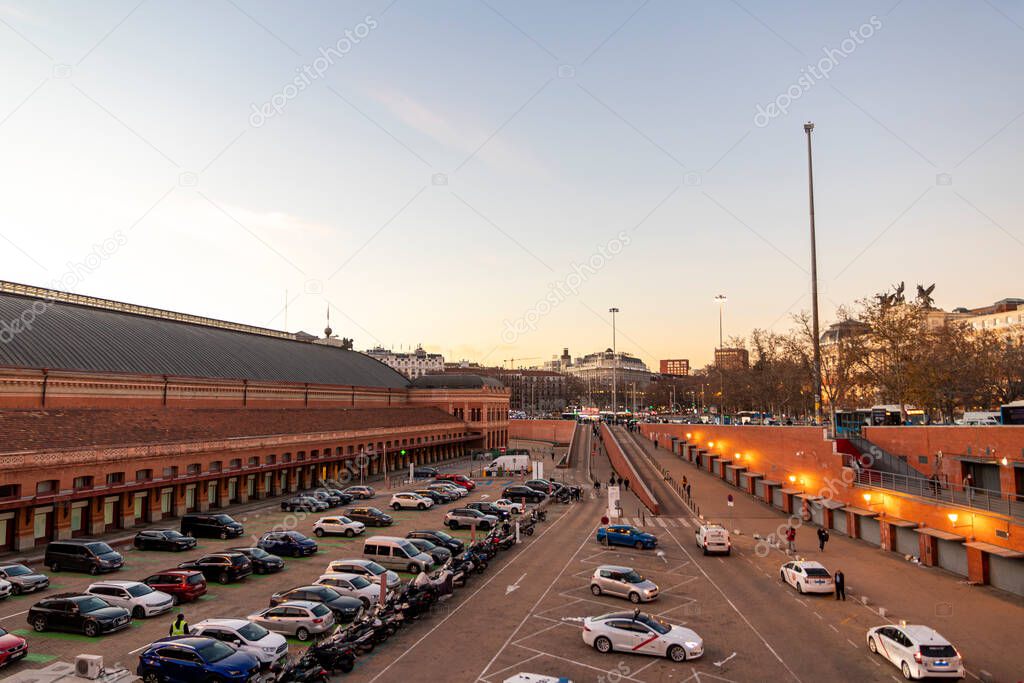 Madrid, Espa a. La estaci n de tren Puerta de Atocha, la estaci n m s grande que sirve a los ...