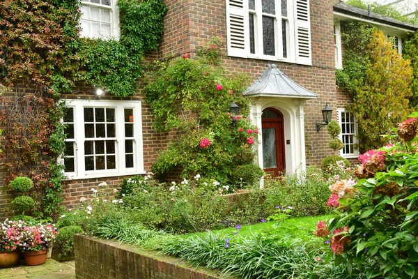 Beautiful front house Stock Photos, Royalty Free Beautiful front house ...