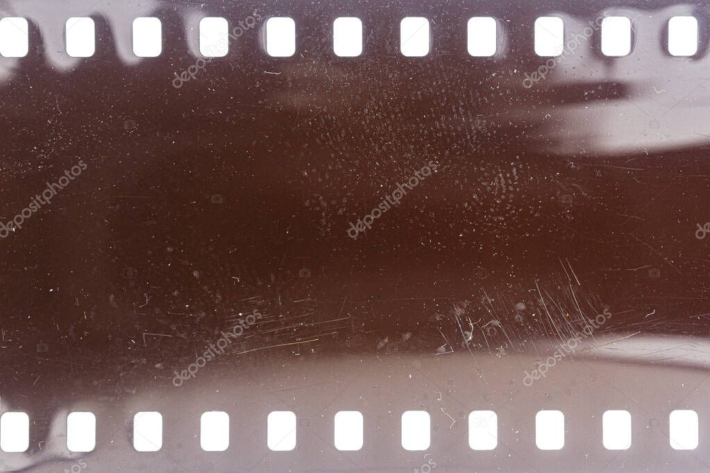 Polvoriento y grueso 35mm textura de la pel cula o superficie. Pel cula perforada de c mara ...