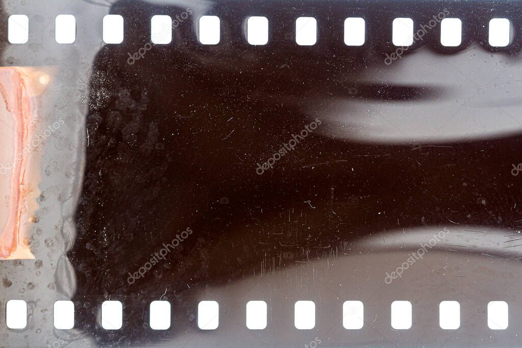 Polvoriento y grueso 35mm textura de la pel cula o superficie. Pel cula perforada de c mara ...