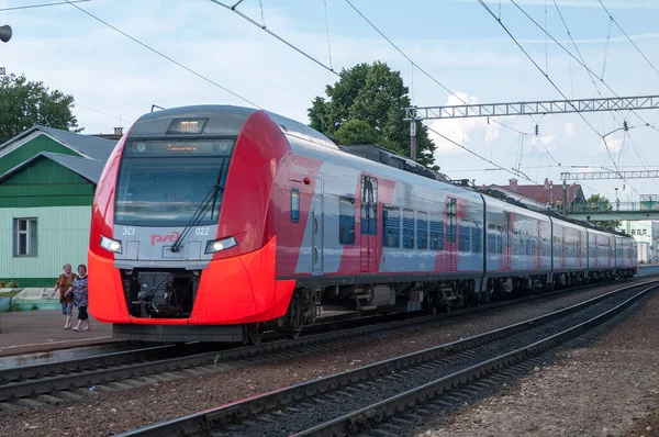 Speed Electric Multiple Units Train Es1P 014 Swallow Park Patriot ...