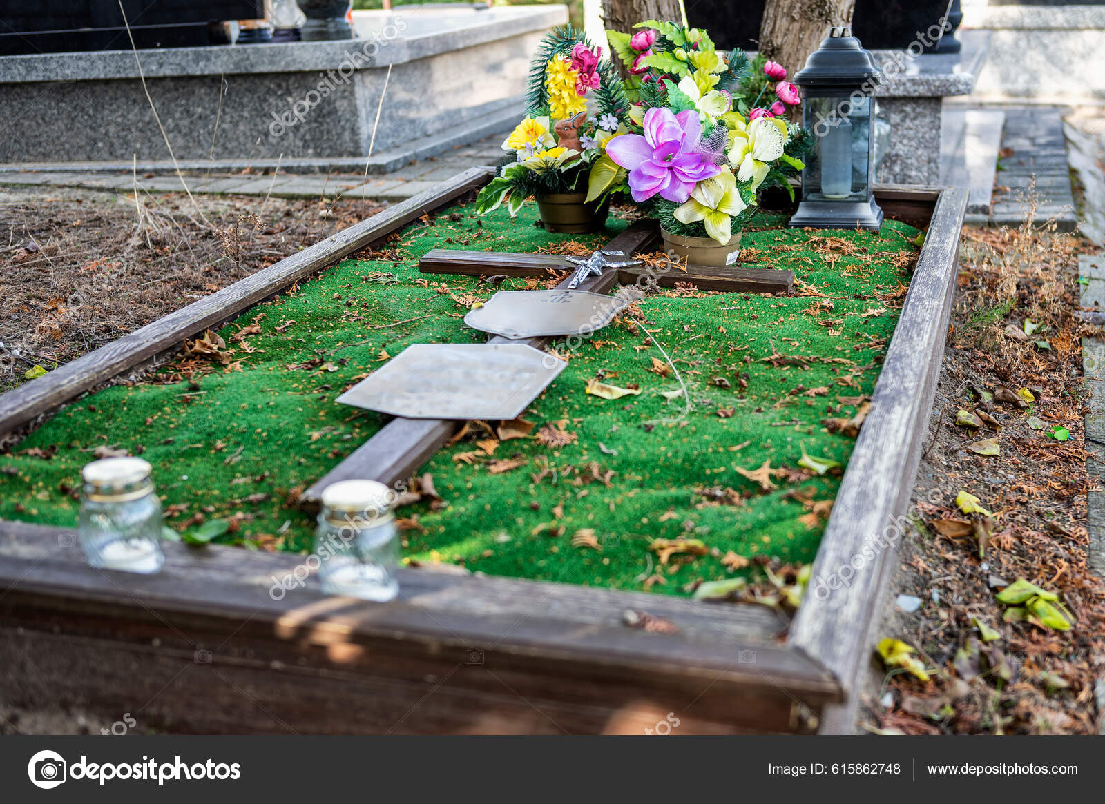 Decorated Graves Catholic Cemetery — Stock Photo © whitelook #615862748