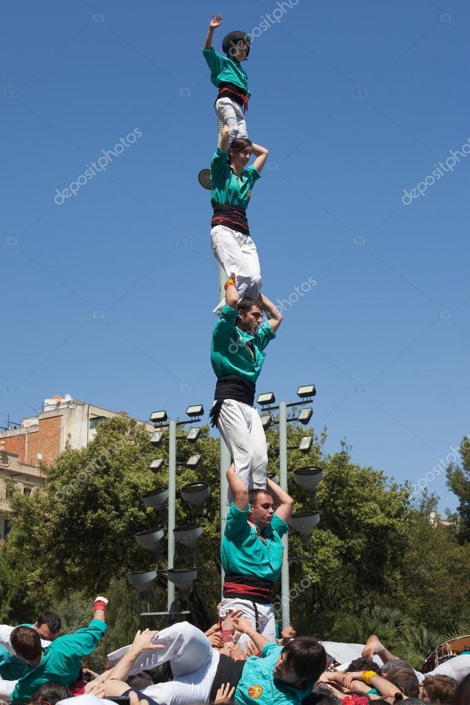 Human tower – Stock Editorial Photo © santirf #24451693