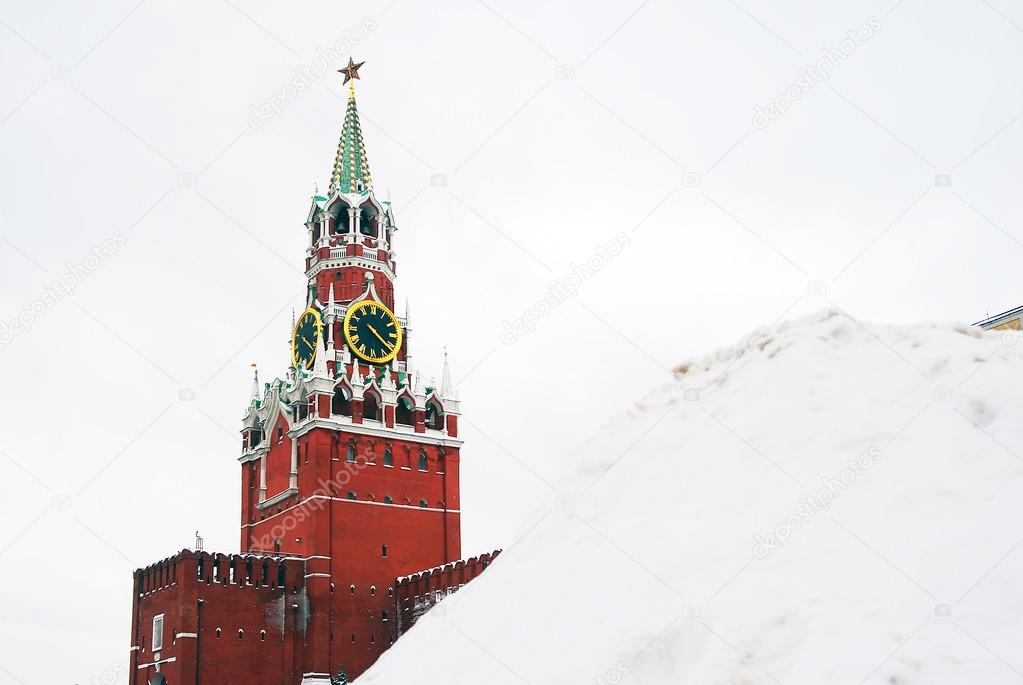 Moscow Kremlin. Spasskaya Tower, clock. – Stock Editorial Photo ...