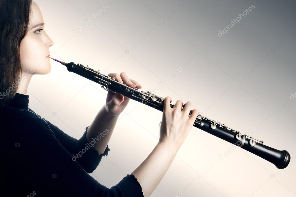 Oboe músico de orquesta clásica: fotografía de stock © alenavlad ...