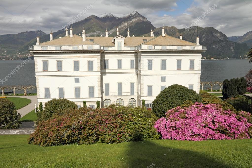 Villa Melzi — Stock Photo © Malgorzata_Kistryn #12249457
