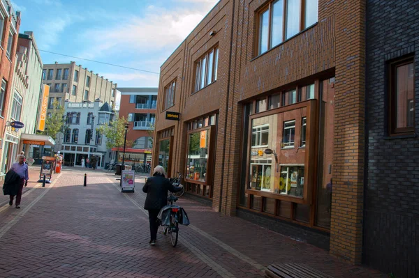 Brightspace leiden Stock Photos, Royalty Free Brightspace leiden Images ...