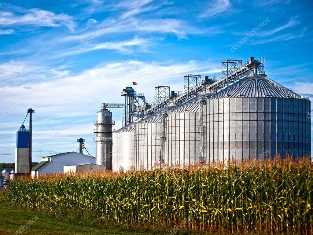 Silo photo — Stock Photo © stu99 #13503931