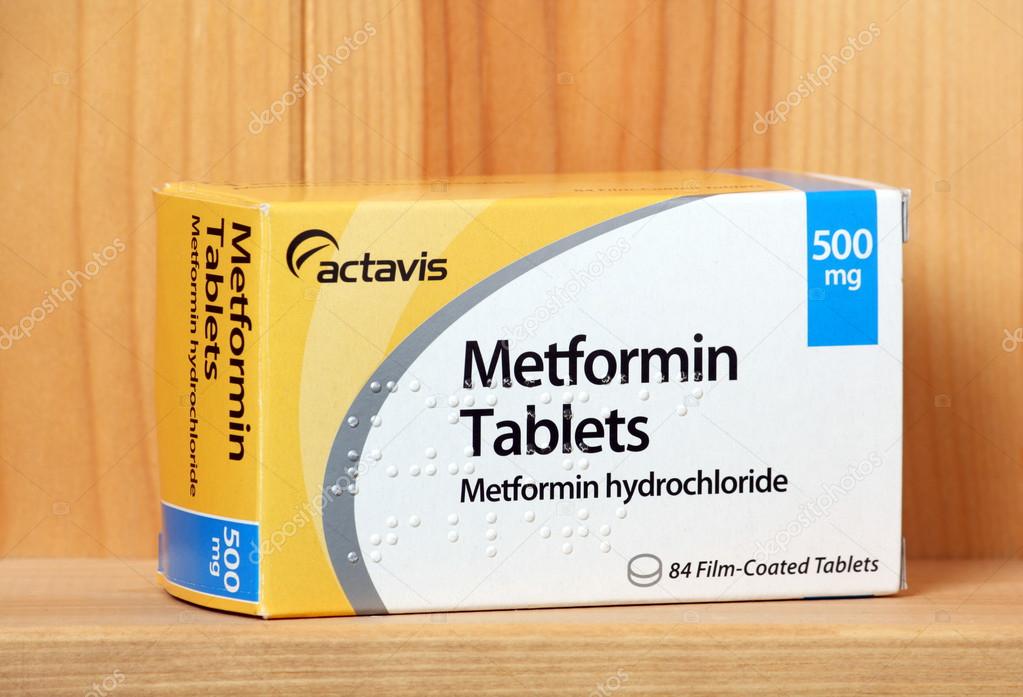 Metformin Tablette box — Redaktionelles Stockfoto © thinglass #38780687