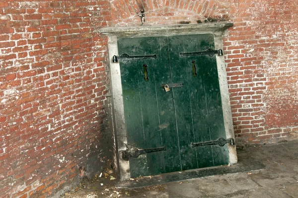 Spent 1 the sisters manse door Stock Photos, Royalty Free Spent 1 the ...