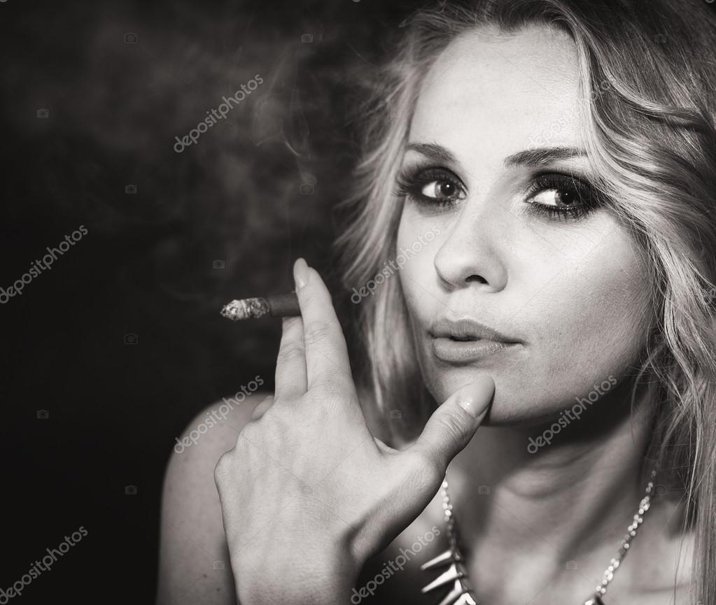 Smoking woman Stock Photo by ©kirill_grekov 35131369