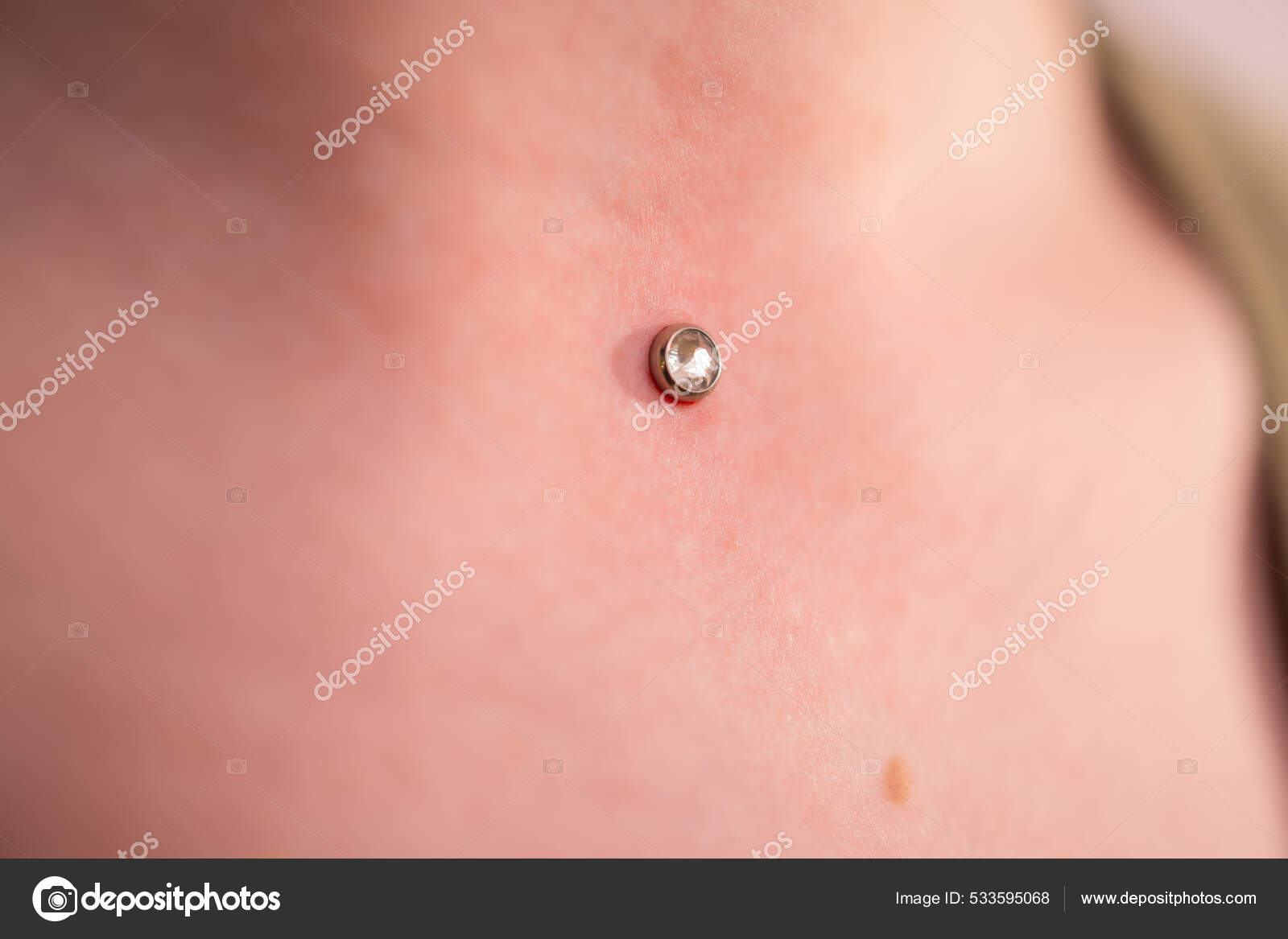 Microdermal Piercing