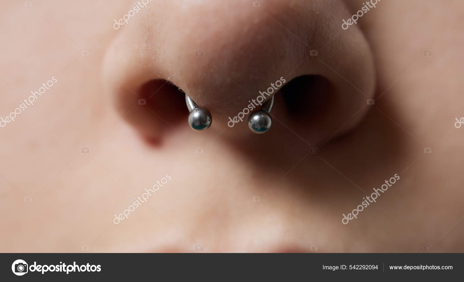 Frenulum Lip Piercing