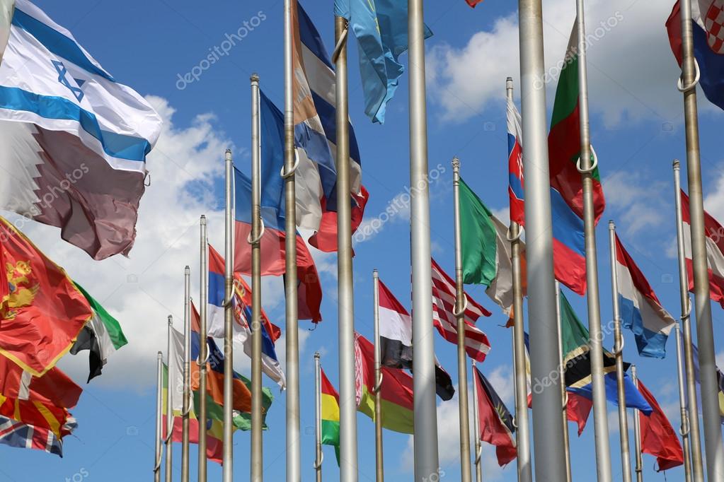 Banderas del mundo — Foto de stock #12135026 © marclschauer