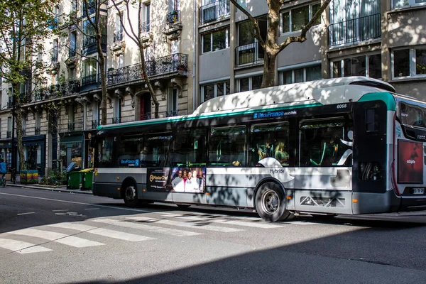 Paris bus Stock Photos, Royalty Free Paris bus Images | Depositphotos