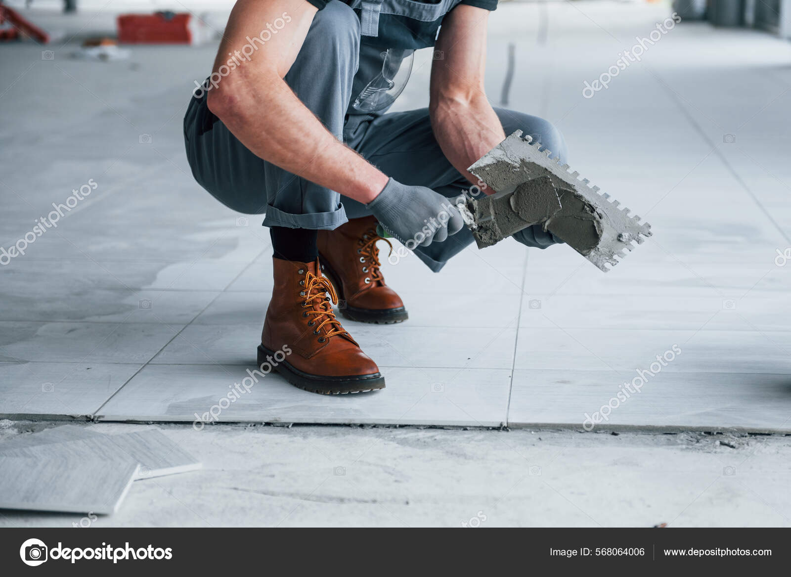 Man Grey Uniform Works Plate Indoors Modern Big Office Daytime Stock ...