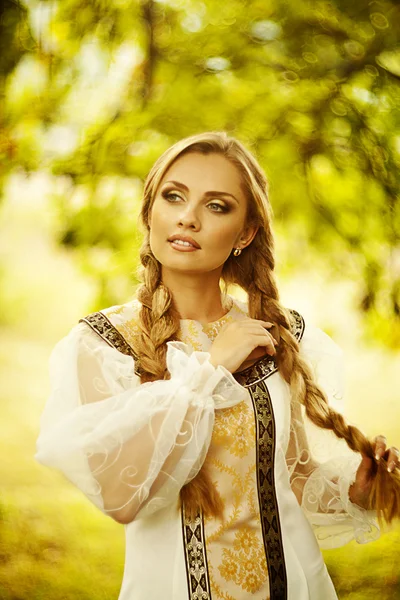 Red birch Stock Photos, Royalty Free Red birch Images | Depositphotos®