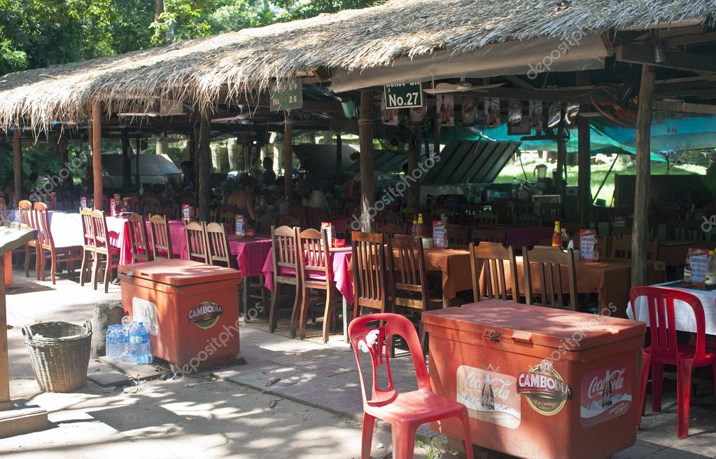 Row of restaurants in Angkor temple complex – Stock Editorial Photo ...