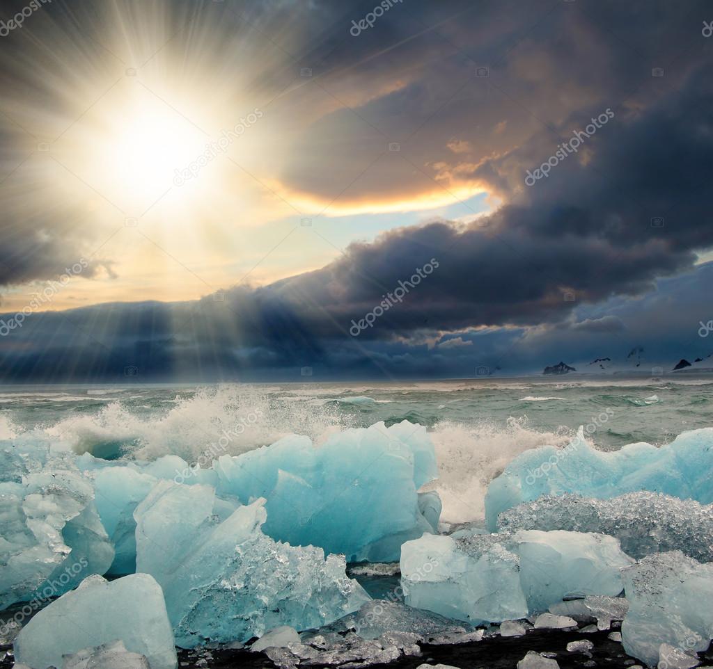 Ice floe — Stock Photo © honzakrej #12838200