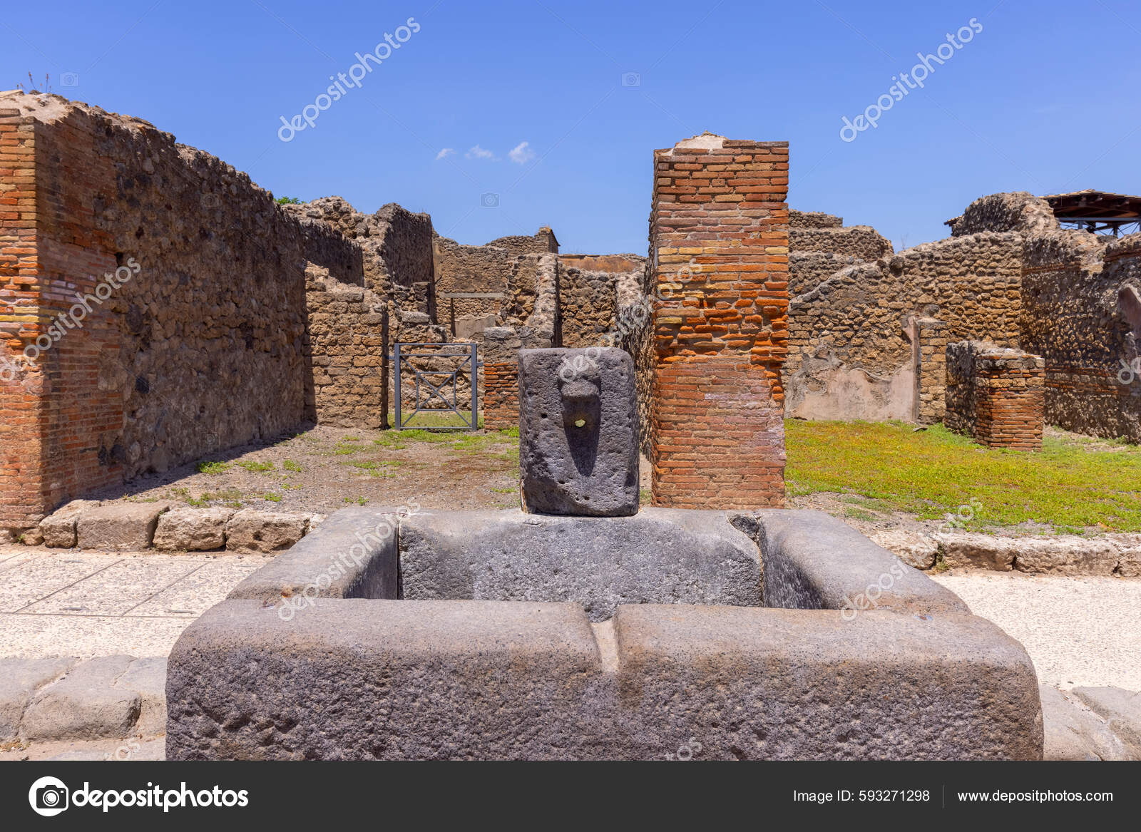 Ruins Ancient City Destroyed Eruption Volcano Vesuvius Naples Pompeii ...