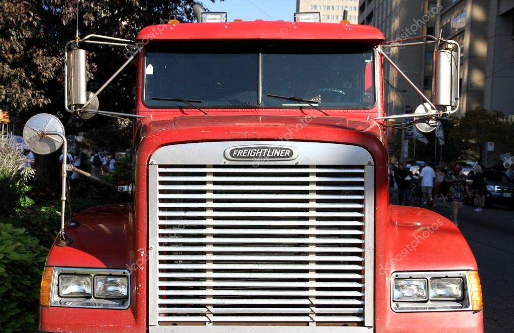 Freightliner Show Trucks