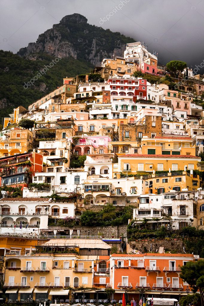 Cliff side houses in Positano, Italy — Stock Photo © dmussman #41261459