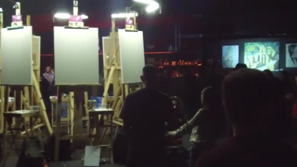 Blank Canvas People Dark Art Gallery Pan Right Left Slow — Stock Video ...