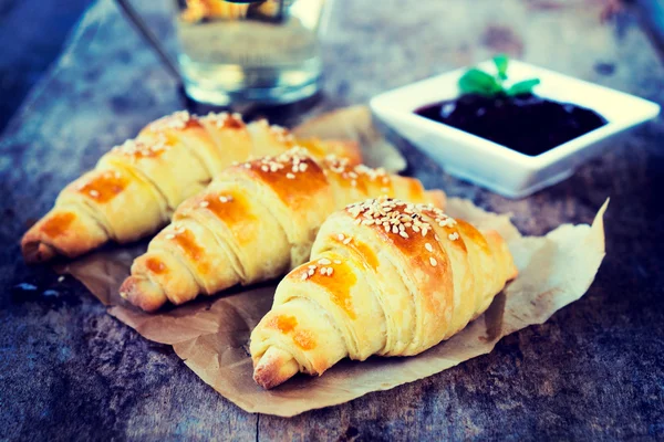 Mini croissants Stock Photos, Royalty Free Mini croissants Images ...