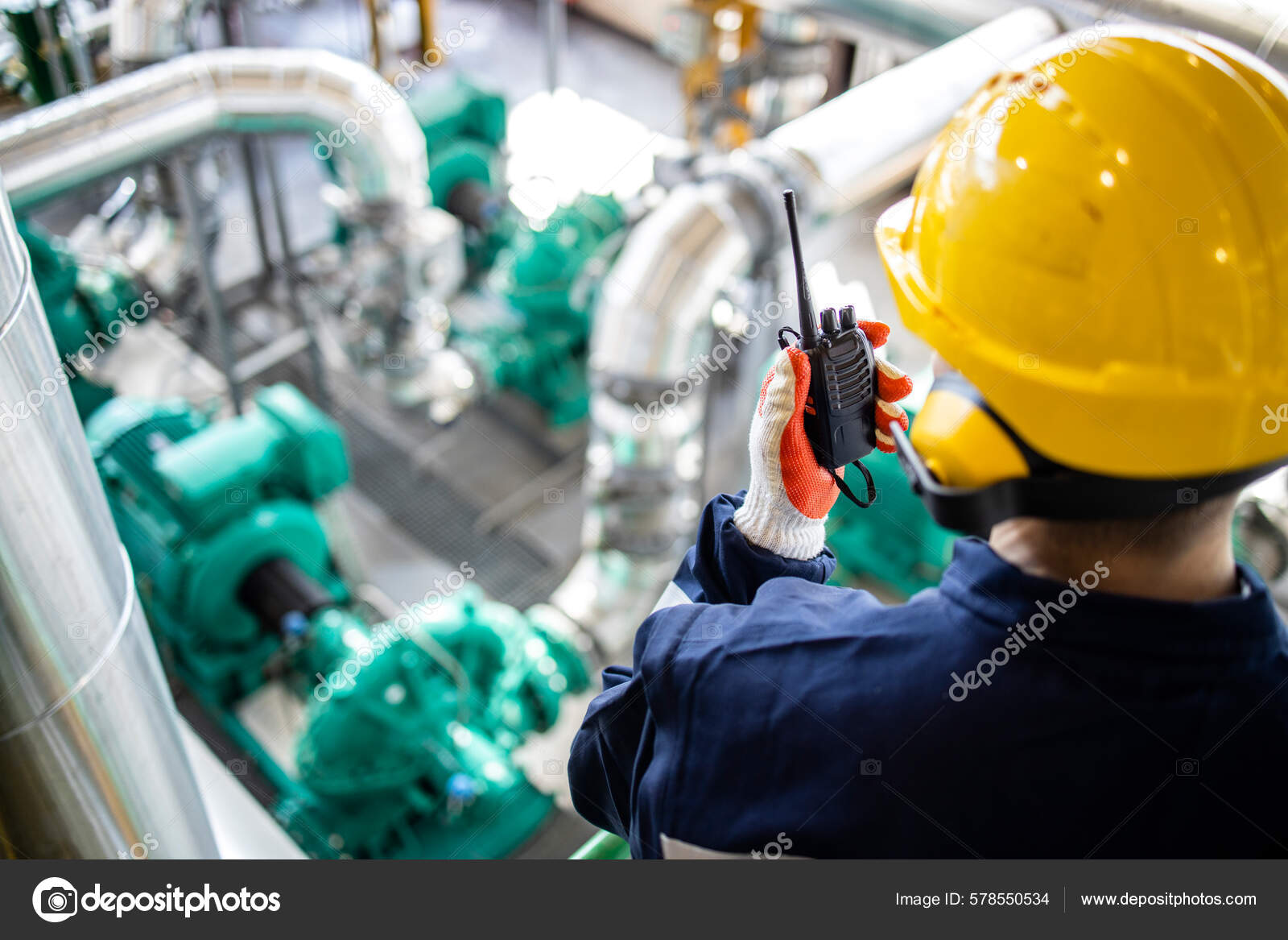 Industrial Worker Safety Equipment Checking Oil Gas Production Refinery ...