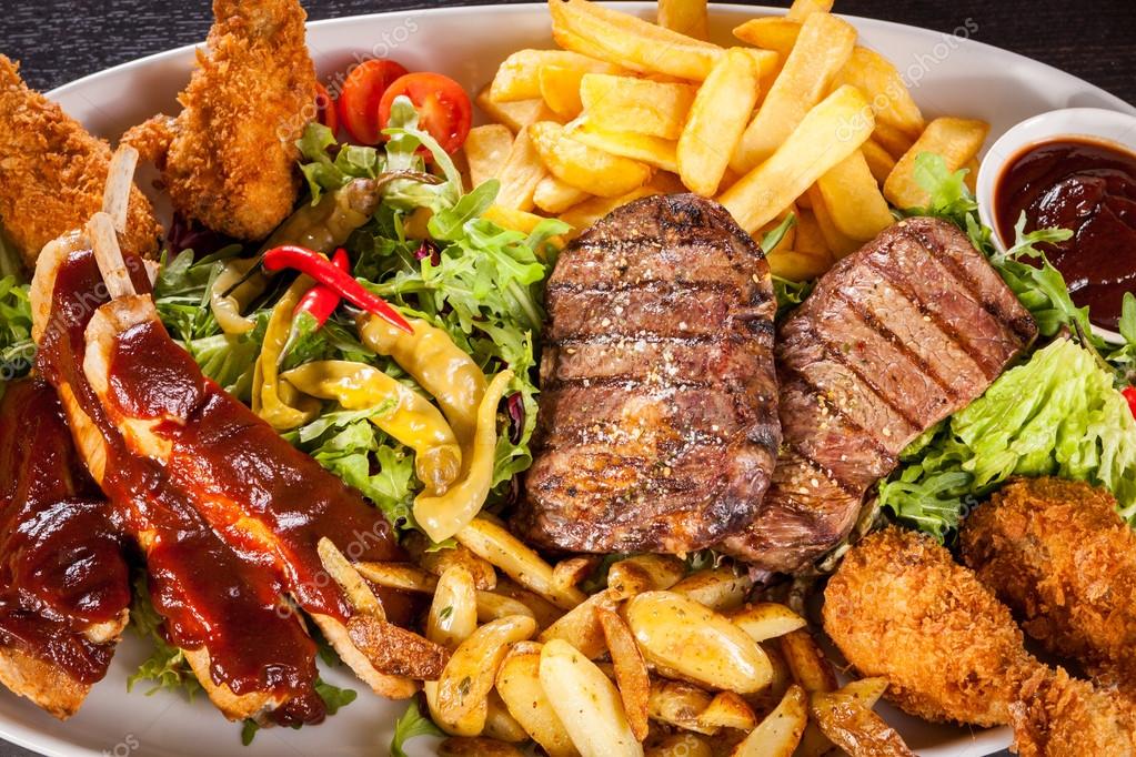 Misto de carnes — Fotografias de Stock © nilswey #42192807