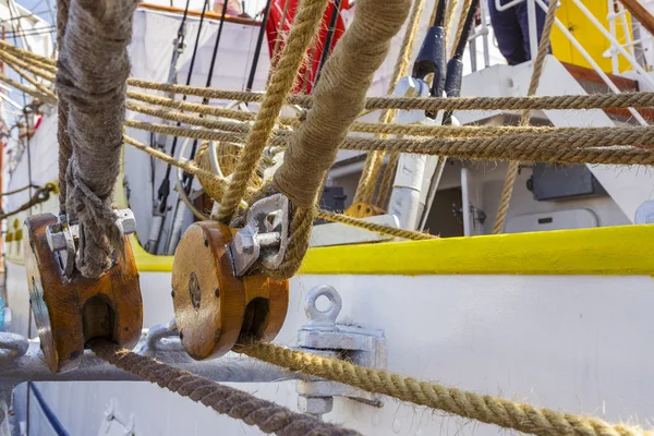 Marine rig Stock Photos, Royalty Free Marine rig Images | Depositphotos