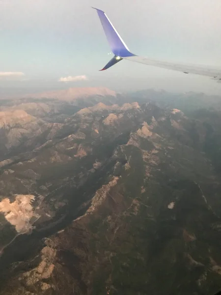 Airplane mountains Stock Photos, Royalty Free Airplane mountains Images ...