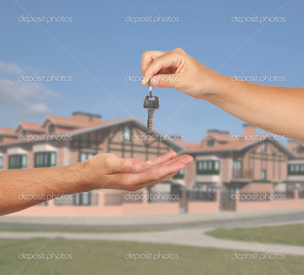 Keys delivery Stock Photo by ©Gelpi 20082023