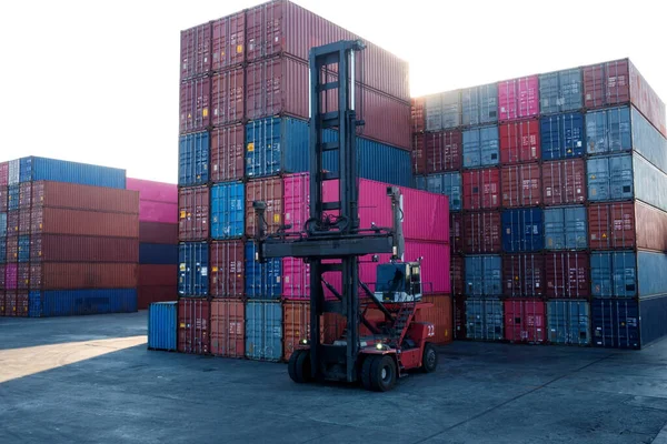Loading containers Stock Photos, Royalty Free Loading containers Images ...