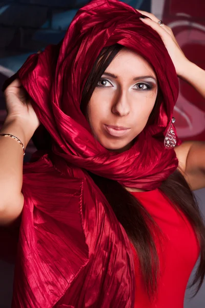 Bahrain girl Stock Photos, Royalty Free Bahrain girl Images | Depositphotos