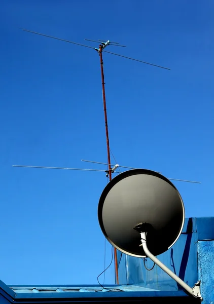 Broadcasting stations Stock Photos, Royalty Free Broadcasting stations ...