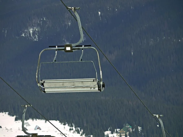 Ridge lift Stock Photos, Royalty Free Ridge lift Images | Depositphotos