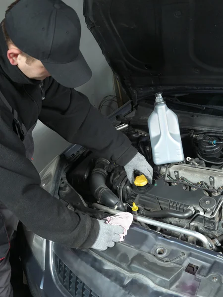 Oil change — Stock Photo © pryzmat #39338597