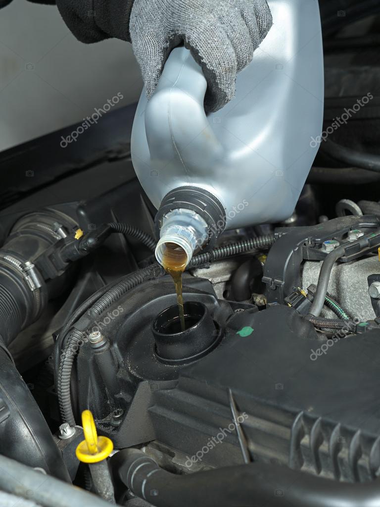 Oil change — Stock Photo © pryzmat #39338597